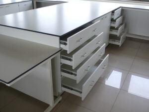 Laboratory Drawers - APMG
