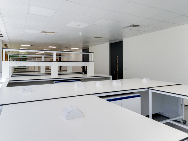 APMG Lab Furniture for Breakthrough Cancer ‘Liquid Biopsy’ Company - APMG